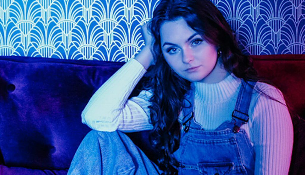 Lija ruszyła po kolejny milion z nowym utworem „Nocą piszę piosenki”